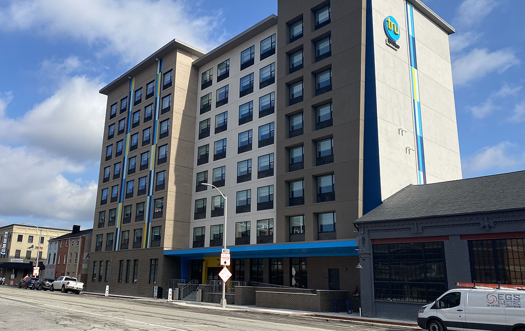 Baltimore Tru Hotel | Baltimore, MD | K2M Design | Hotel Architects